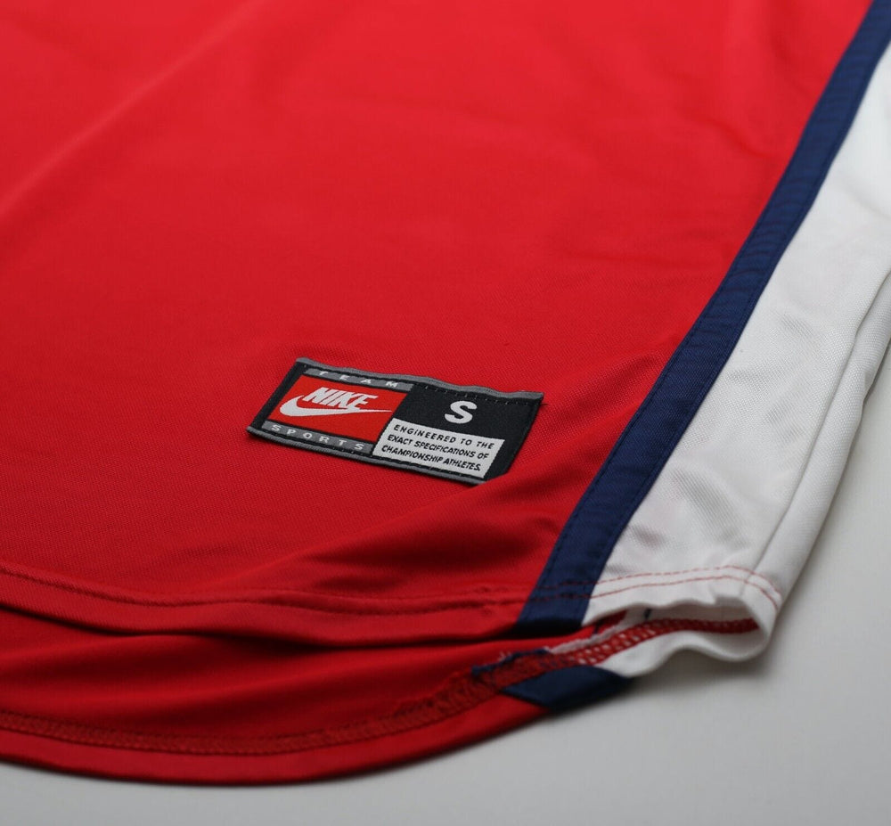1998/99 KANU #25 Arsenal Vintage Nike Home Football Shirt Jersey (S ...