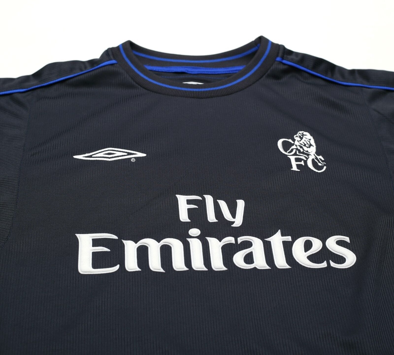 2002/04 ZOLA #25 Chelsea Vintage Umbro Away Football Shirt (L ...